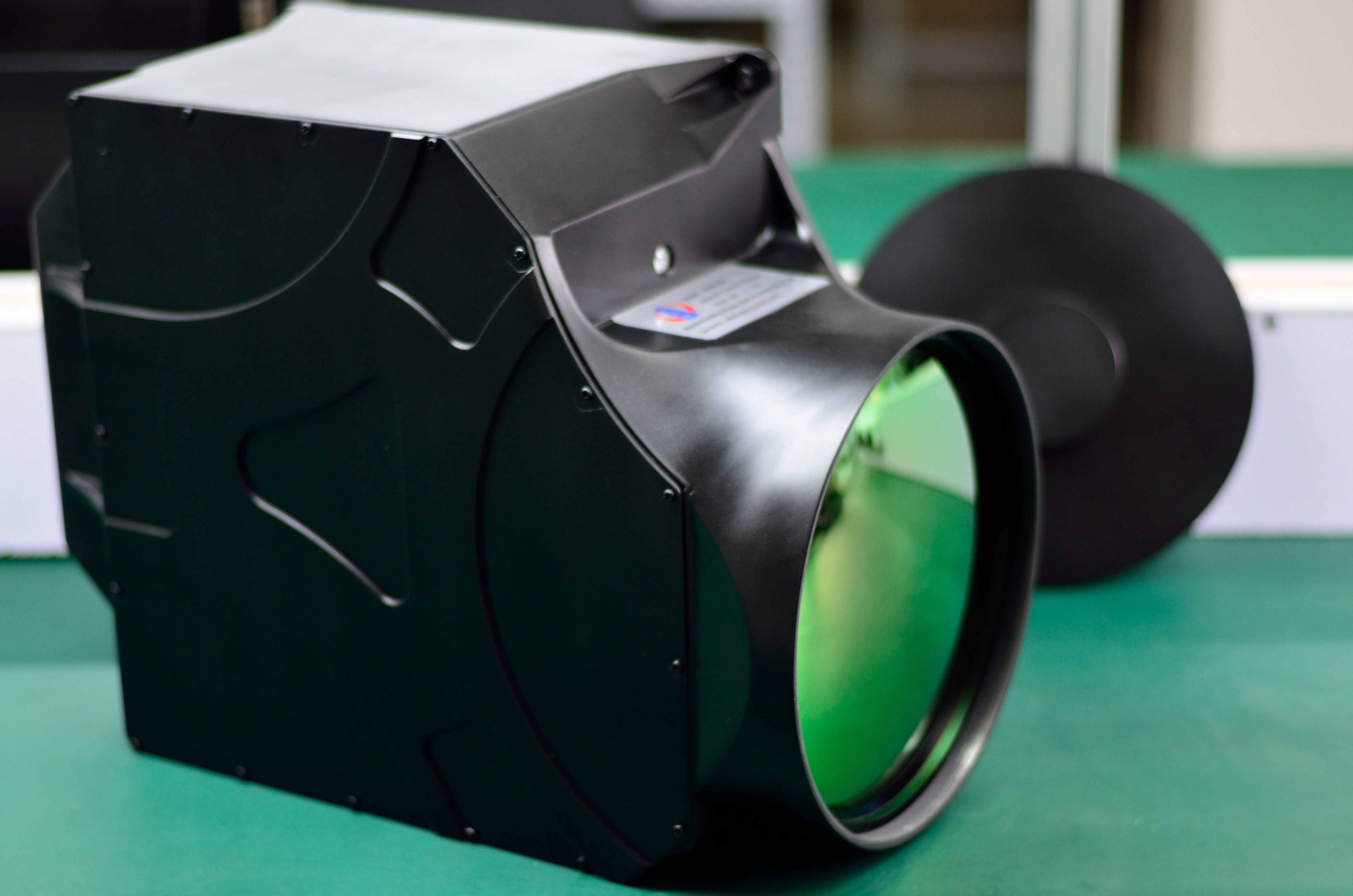 24VDC Long Range Infrared Thermal Imaging Camera 800~80mm Continous Zoom