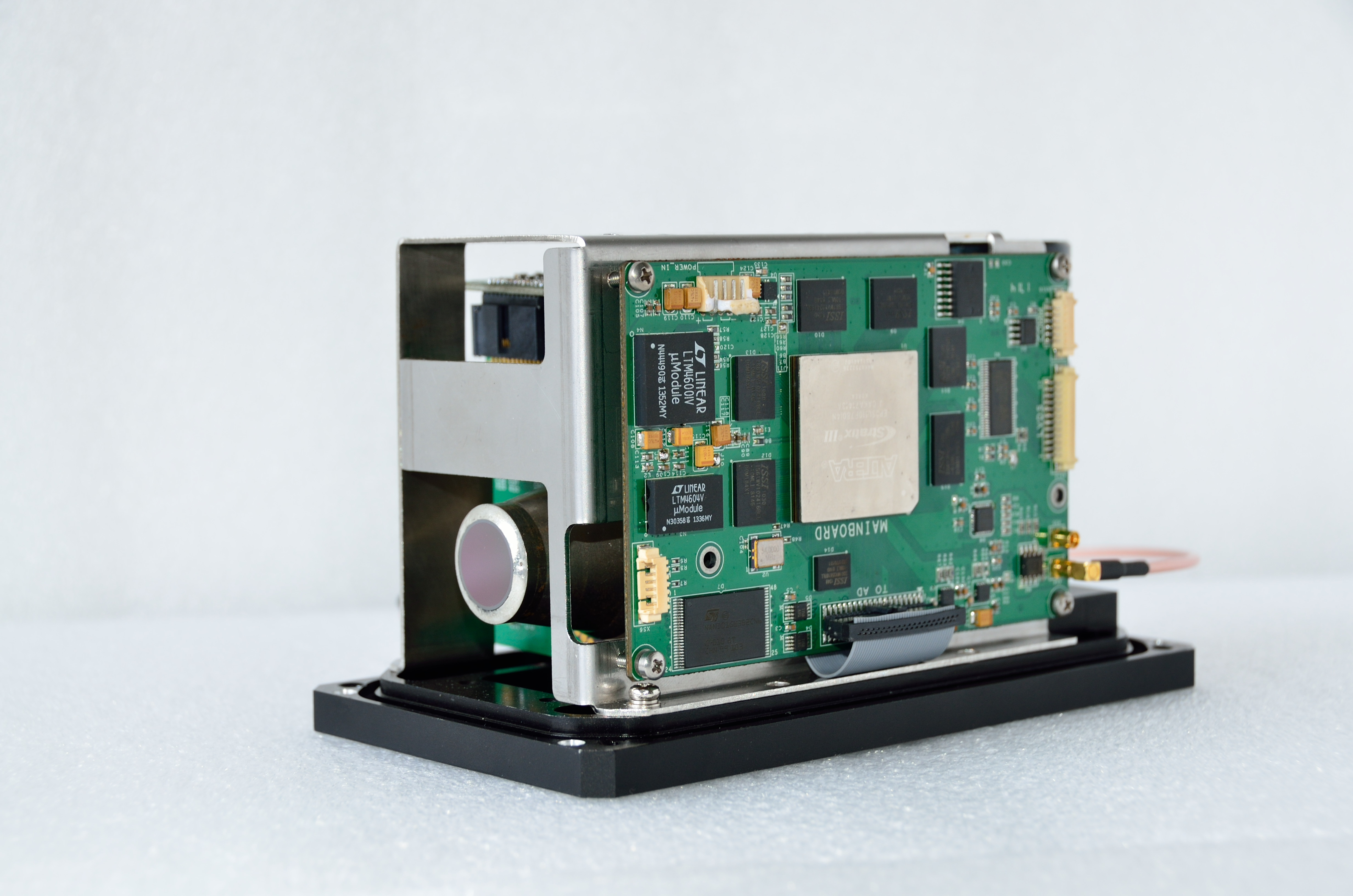 Stirling Cycle Cooling IR Thermal Imaging Module 320x256 For EO IR System